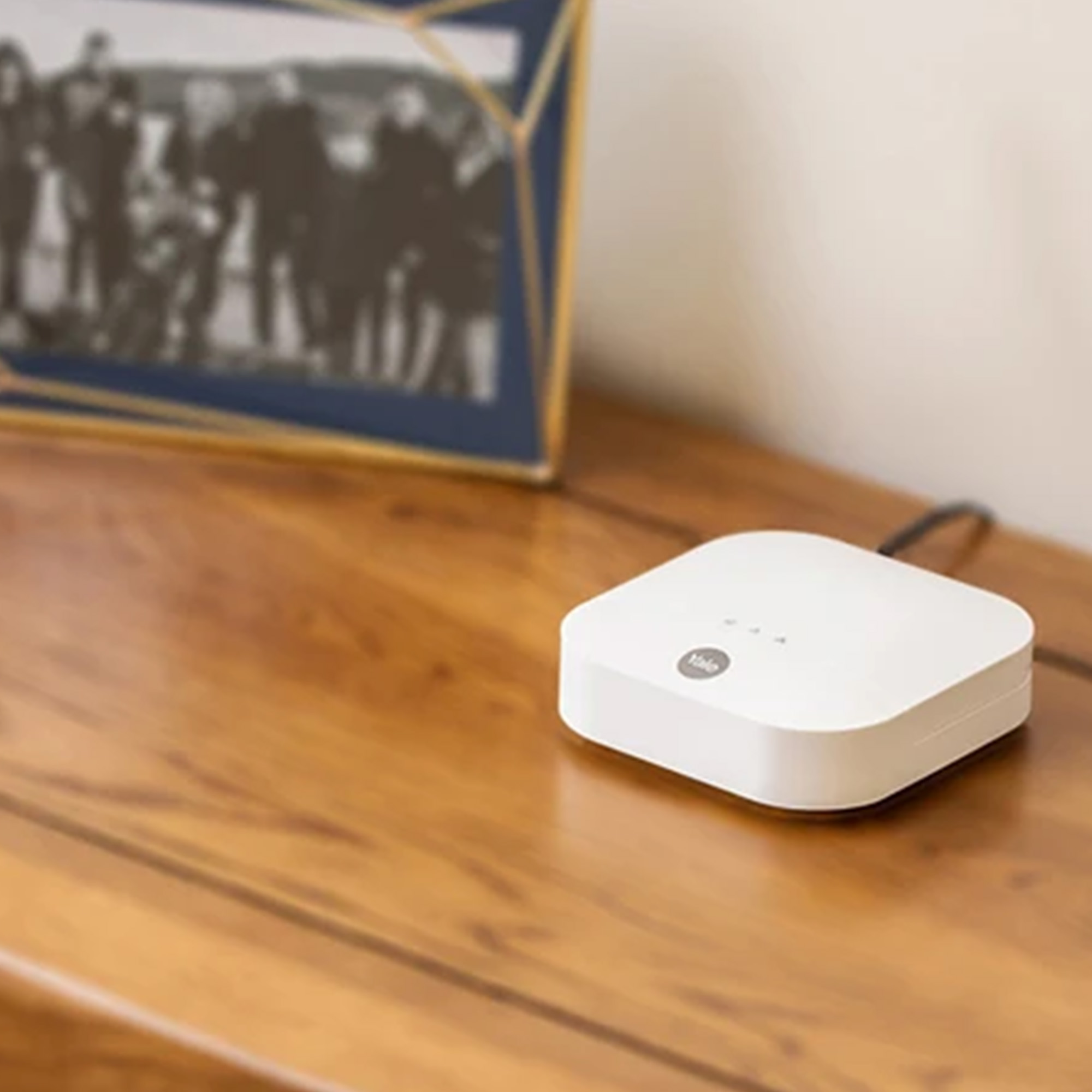 Yale Sync Smart Home Alarm 4 Piece Starter Kit - Smart & Secure Centre