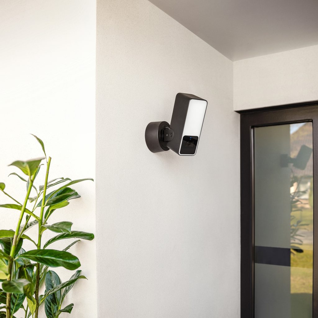 Eve Outdoor Cam - Secure Floodlight Camera - Smart & Secure Centre